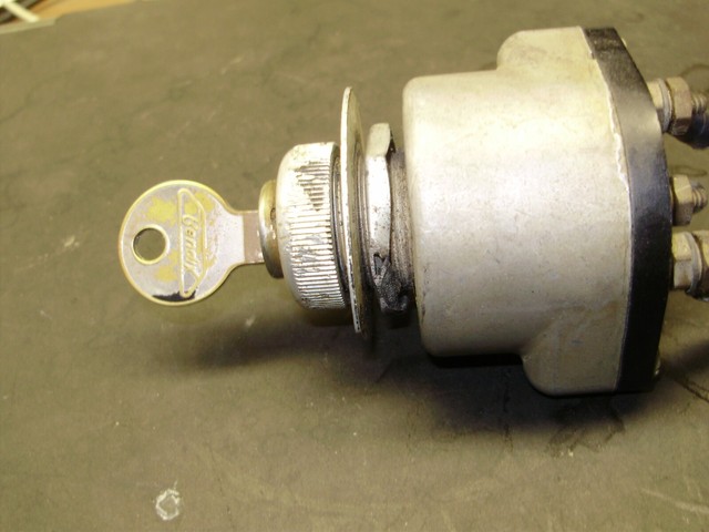 Cessna NOS Bendix Ignition Switch 10-357290-1 With 3 Original Working ...