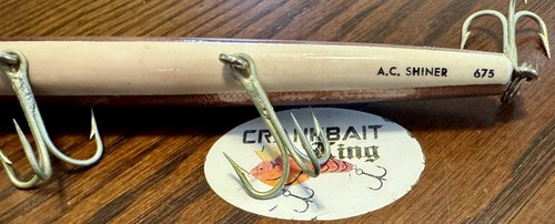 Vintage AC Shiner 675 Crankbait Lure A.C. Action Corrected Wood Bait 6. ...