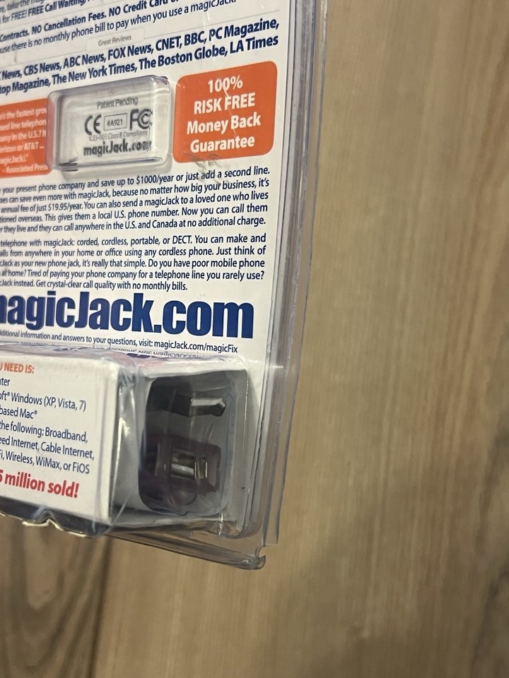 MagicJack USB Phone System As Seen On TV Free Local & Long Distance ...