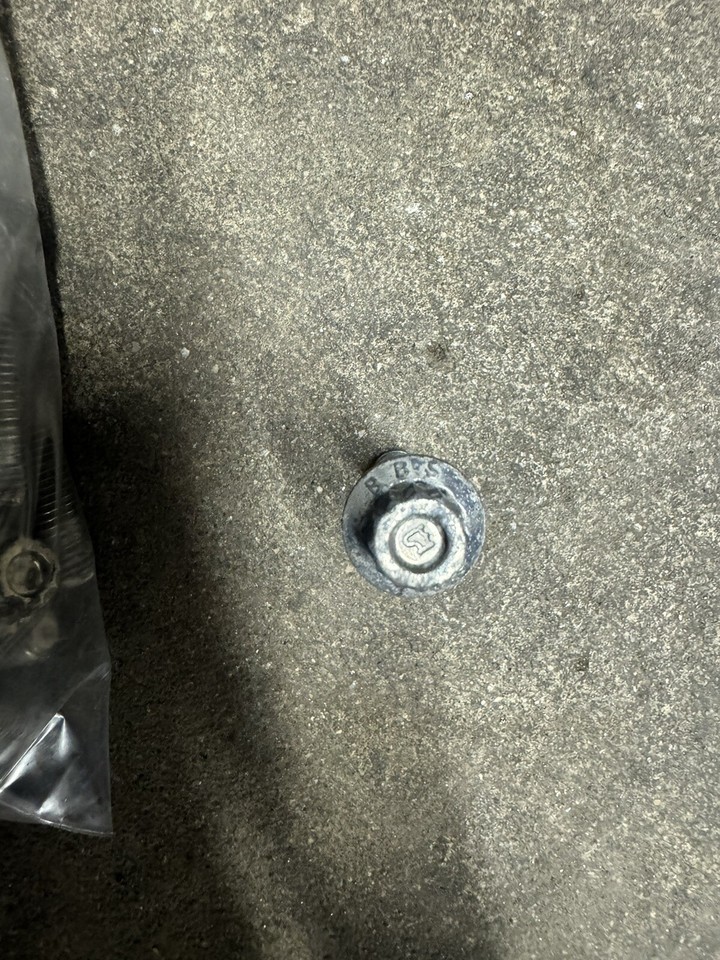 OEM BBS RS Hardware 3pc Wheel Bolts - BBS RS RF 16' (136 Pieces) M7x32 ...