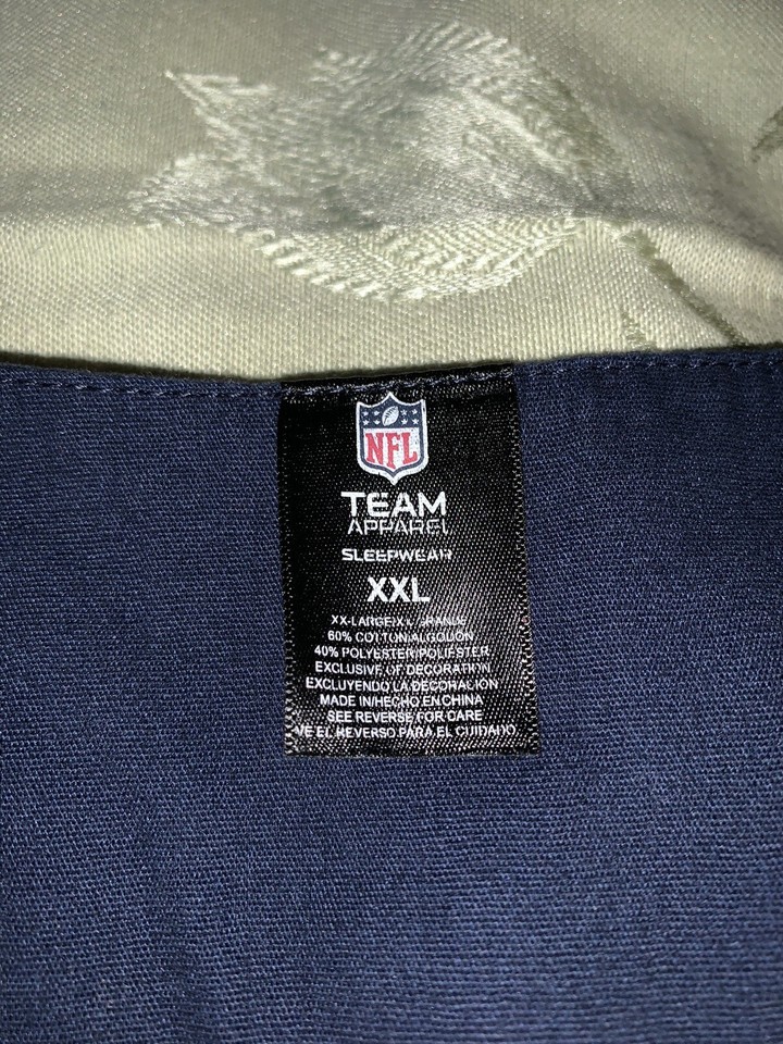 NFL Size XXL (2X) New England Patriots Scrub Mens Nursing Top Shirt ...