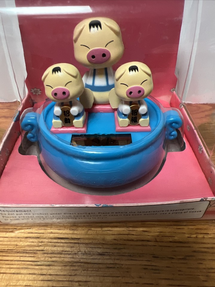 Solar Powered Dancing Bobblehead Toy New - three Lucky Pigs with Gold ...