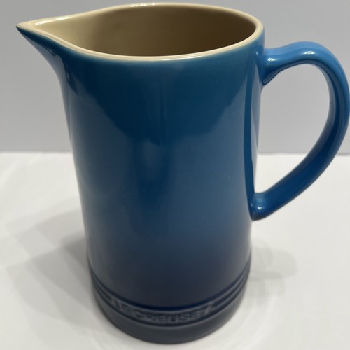 "Blueberry Azure" LE CREUSET 1.6 Qt Signature Pitcher 8.75" Vase ...