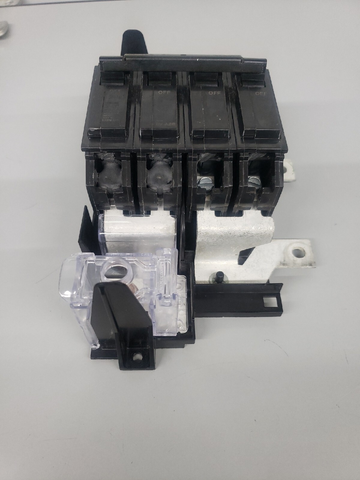 GE General Electric THQMV200E 200 Amp Bolt-On Main Circuit Breaker | eBay