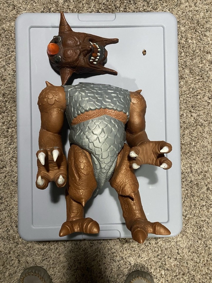 Inhumanoids Metlar With Separate Head Needs Repair But Can Be Posed ...