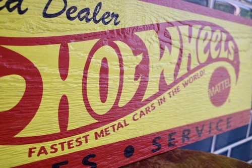 New USA Made Hot Wheels Wood Sign Wood Grain Sign Official Setagaya ...