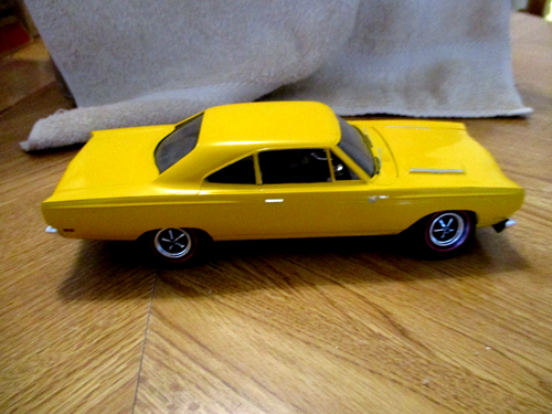 Monogram 69 Plymouth Road Runner Model Kit Red Line Tires | eBay