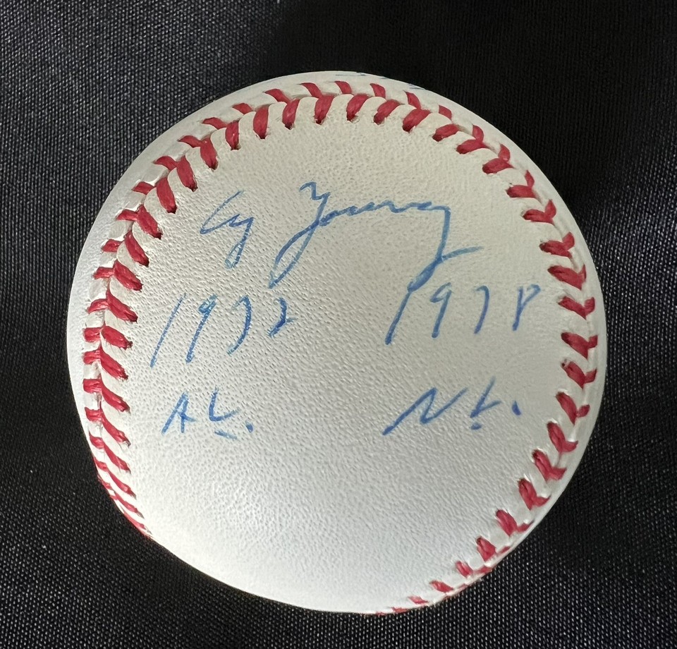 Gaylord Perry Autographed Baseball - 314 - Cy Young A.L. 1972 & N.L ...
