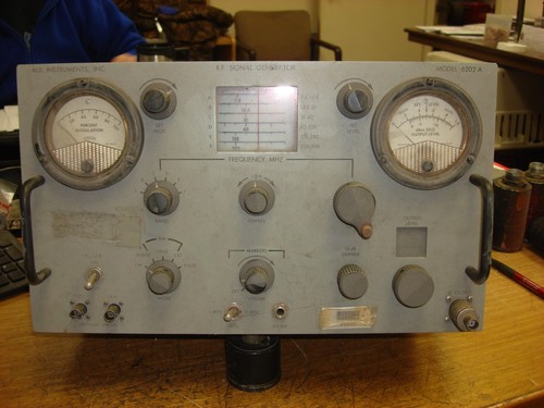 naval electronics system command Signal Generator nsn 6625-00-138-7773 ...
