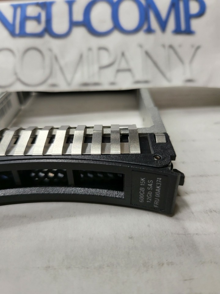 IBM 2072-ACLC V3700 Storwize 600GB 15K RPM 2.5" 6gb SAS HDD 00AK374 ...