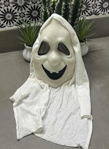 Fun World DIV Glow Goofy Ghost Mask Fantastic Faces Gen 1 White Hood ...
