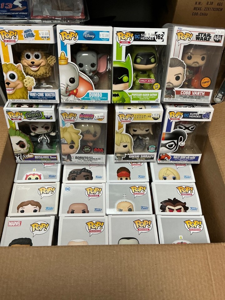 Large Funko POP Lot DC, horror , chases, exclusives more 24 Pops in ...