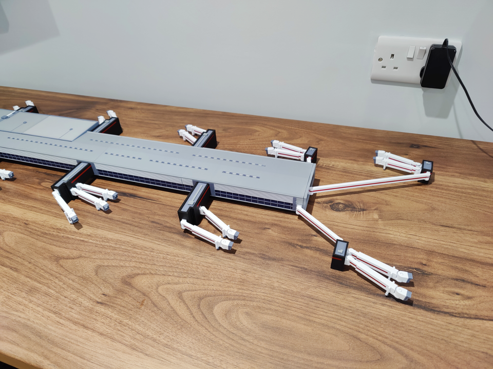 LONDON HEATHROW TERMINAL 2 PIER (T2B) 1:400 Scale Diorama Model Airport ...
