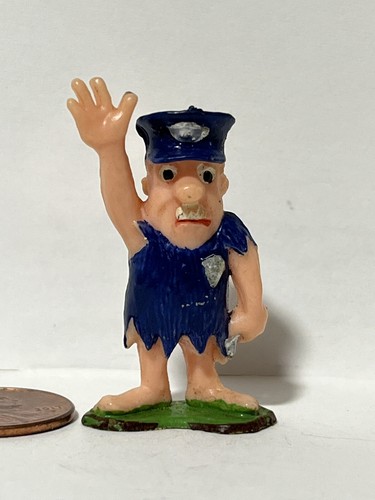 Marx TV Tinykins Traffic Cop plastic figure Hanna Barbera Flintstones ...