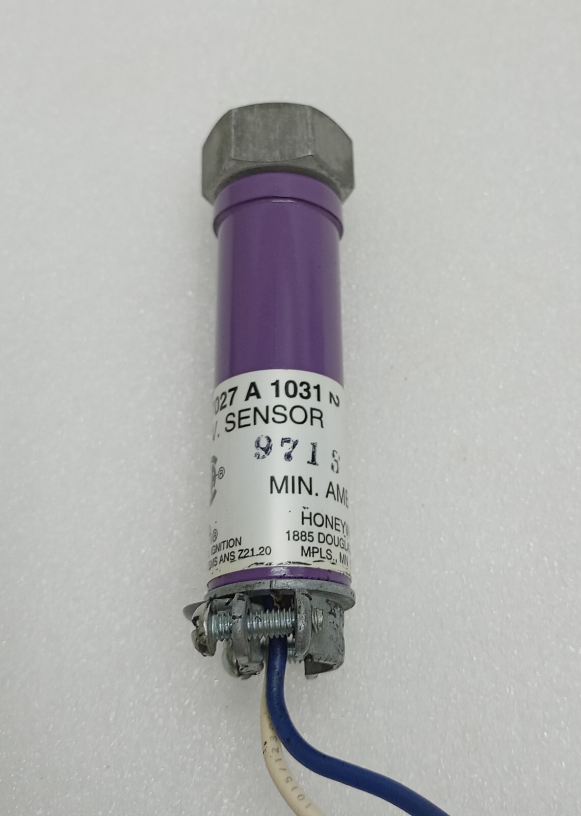 Honeywell C7027 A1023 Ultraviolet Flame Detector Honeywell C7027A1023 ...