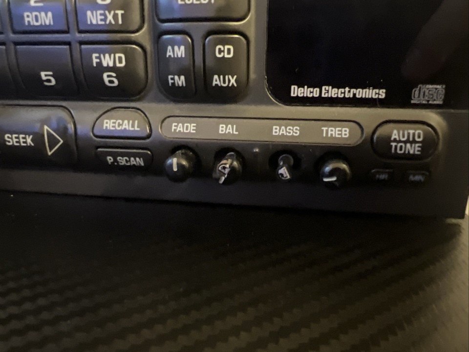 95-02 GMC Chevy Silverado Tahoe Radio CD Player Delco 157643358 | eBay