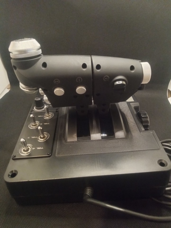 Logitech G X56 H.O.T.A.S Throttle and Joystick Flight Simulator Game ...