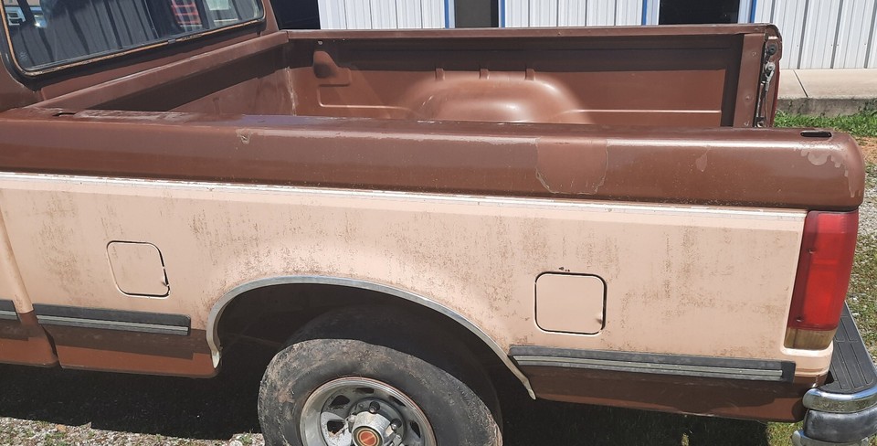 87-96 FORD F150 SHORT WHEEL BASE BED SOUTHERN RUST FREE | eBay