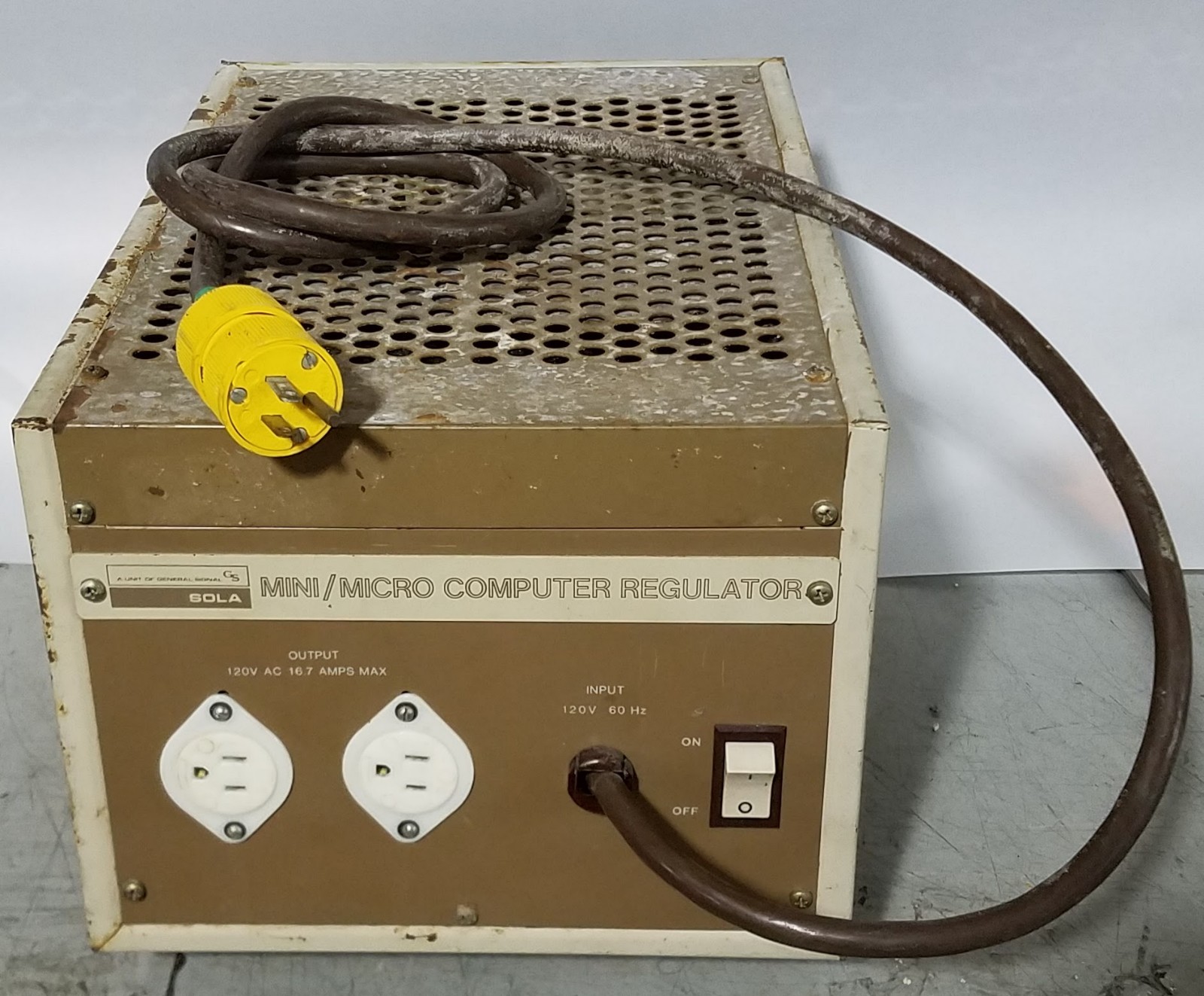 Sola Mini/Micro Computer Regulator 120V AC 16.7A Amps Max Power ...