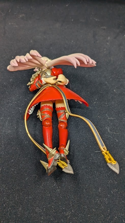 Kaiyodo Revoltech Queen’s Blade Rebellion Demon Queen Aldora Figure ...