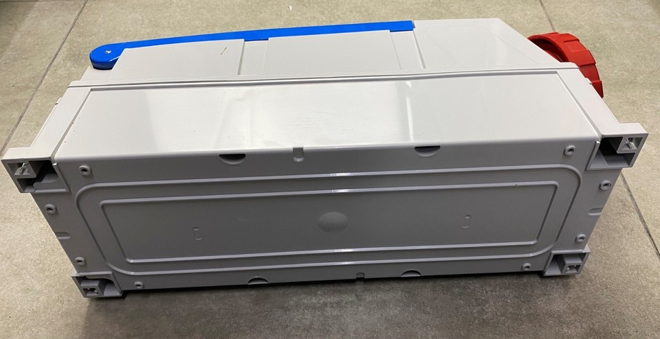 GEWISS GW66532 Vertical Interlocked Switched Socket, 63A, 3P+N+E, 240 ...