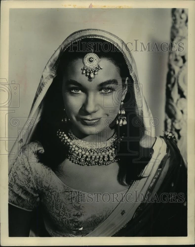 Aouda Around The World In 80 Days