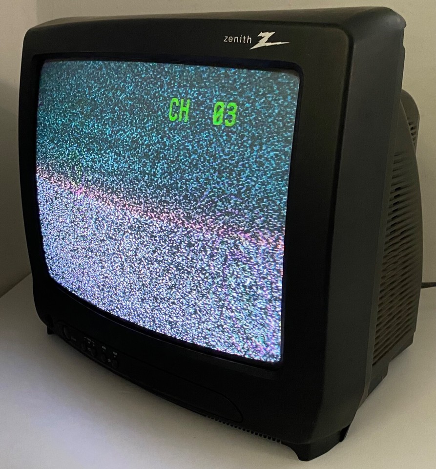 Vintage 13” Zenith Color Television Model C13A02D Retro Gaming TV Black ...