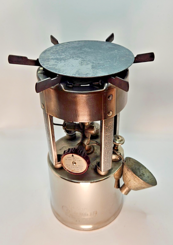 COLEMAN 530 WWII US MILITARY GI POCKET STOVE DATED A47-299 LOOKS CLEAN ...