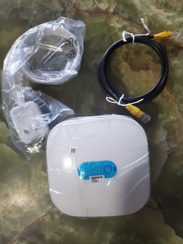 eero Pro S010001 Tri-Band Gigabit WiFi 6E Mesh Router w/ Power ...