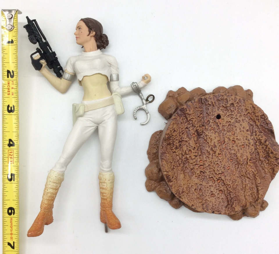 Hasbro Star Wars Unleashed PADME AMIDALA Figure - No Chain - Episode II ...
