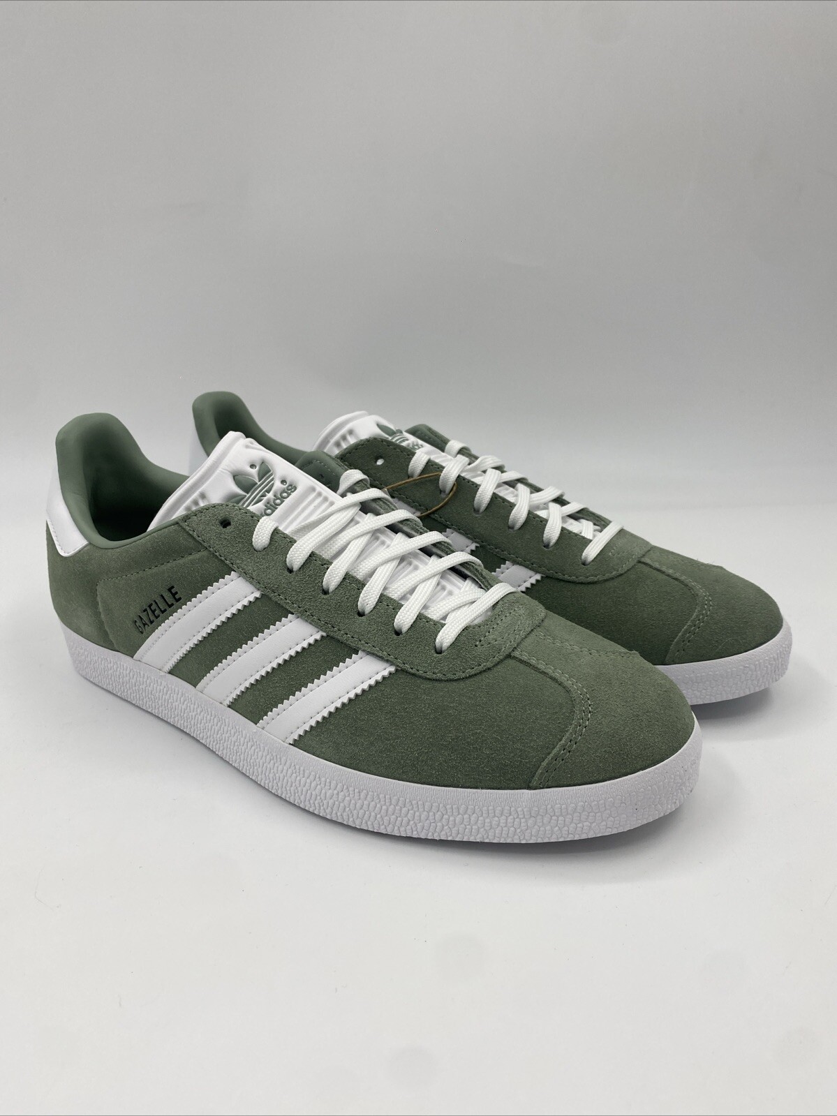 Adidas Originals Gazelle Sneakers Silver Green IG5790 Women’s Sizes 10 ...
