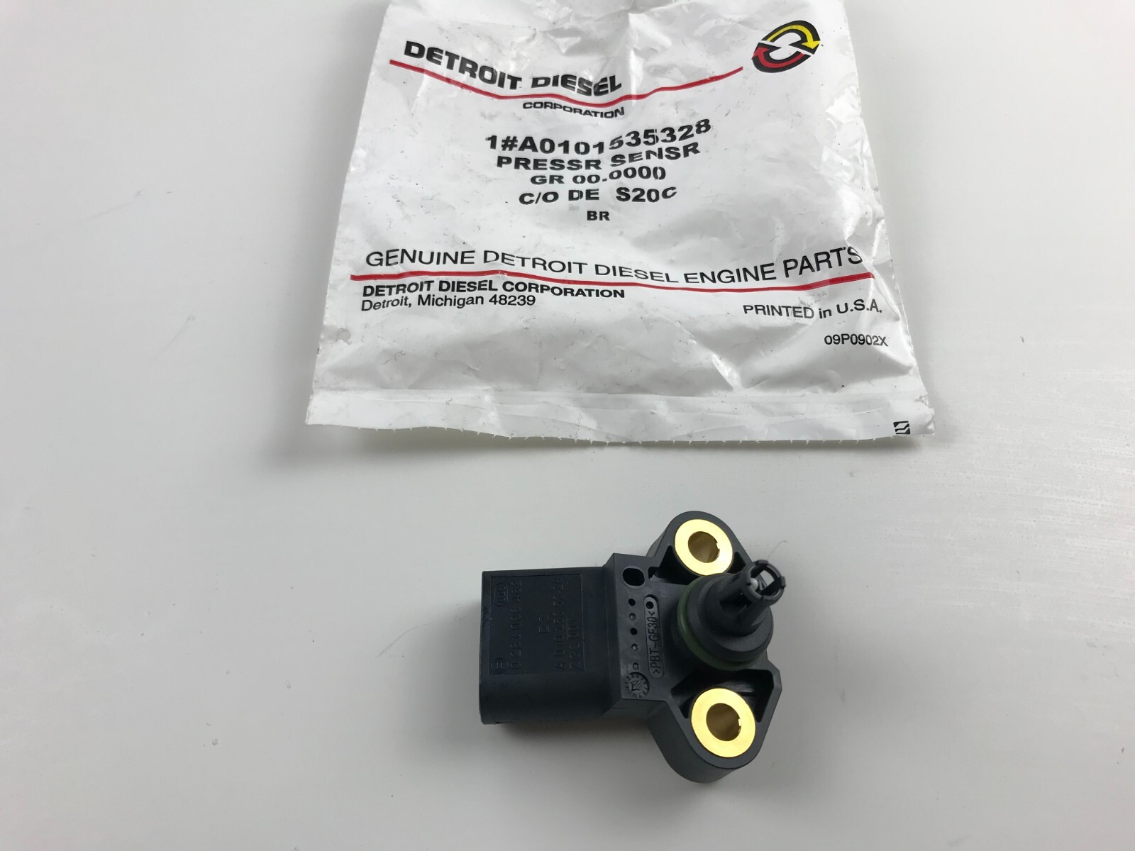 GENUINE OEM Detroit Diesel A0101535328 Pressure Sensor DDEA0101535328 ...