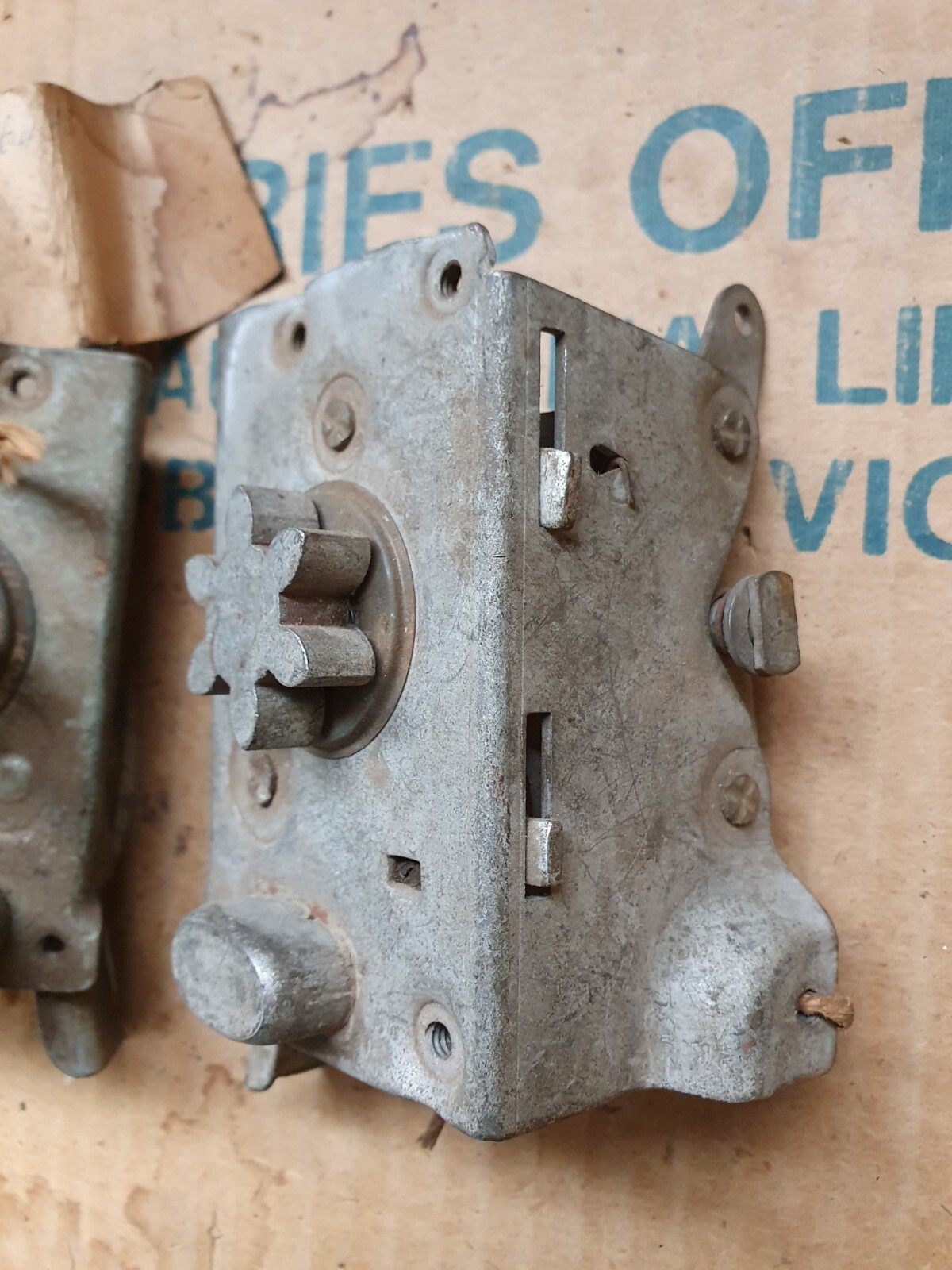 NOS GENUINE FORD REAR DOOR LOCKS RH & LH 55 56 FAIRLANE CUSTOMLINE ...