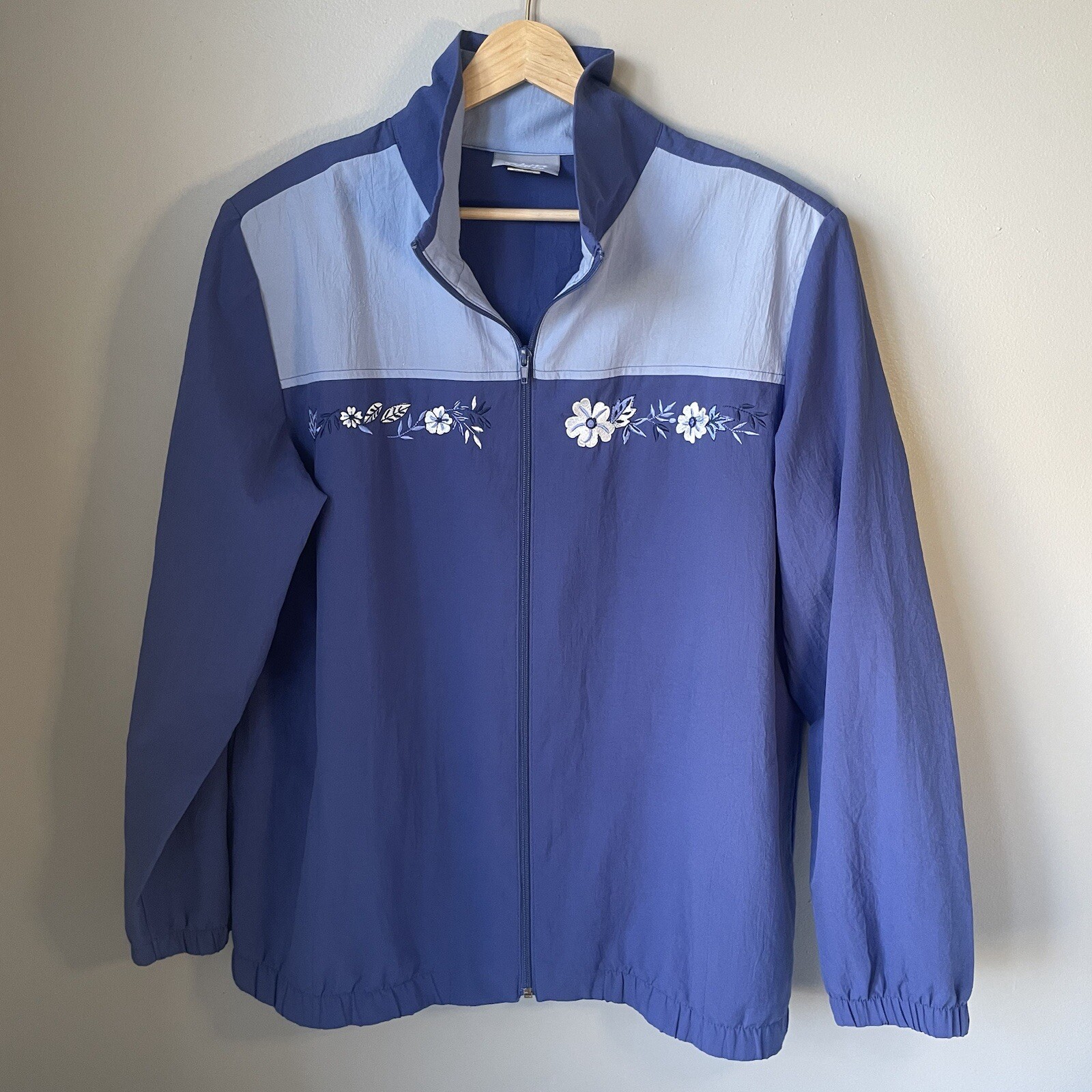 Vintage Blair Blue Floral Embroidered Windbreaker - W… - Gem
