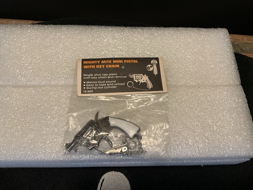 Toy Cap Gun Pistol Mighty Mite Mini Single Shot Cap Pistol NOS | eBay