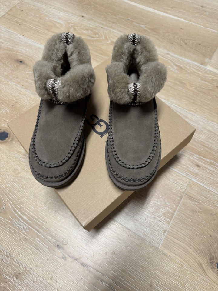 NIB UGG CLASSIC ULTRA MINI ALPINE WATER RESISTANT SUEDE BOOTS SIZE US 8 ...