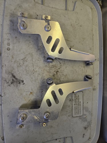 99 - 09 Yamaha V Star 1100 XVS1100 windscreen holders brackets ...