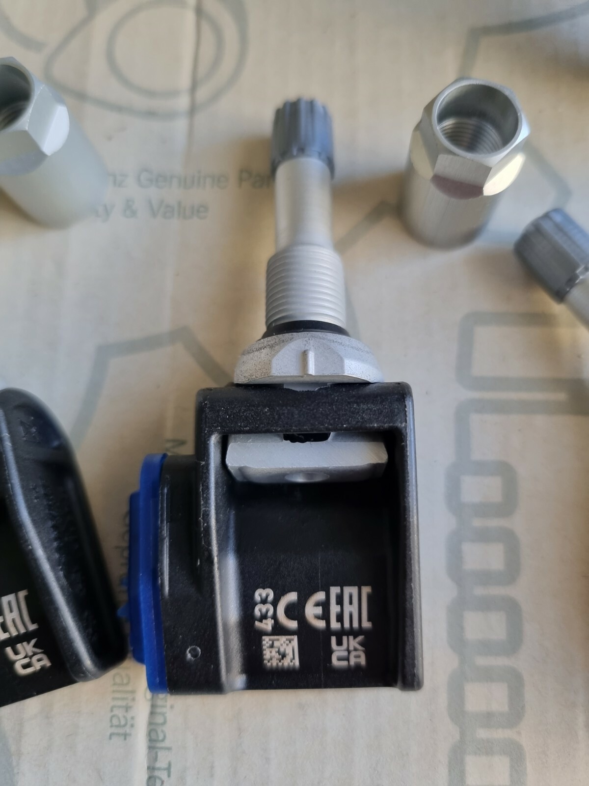 Neu 4x ORIGINAL Mercedes Benz RDK Reifendrucksensor RDKS Sensor ...