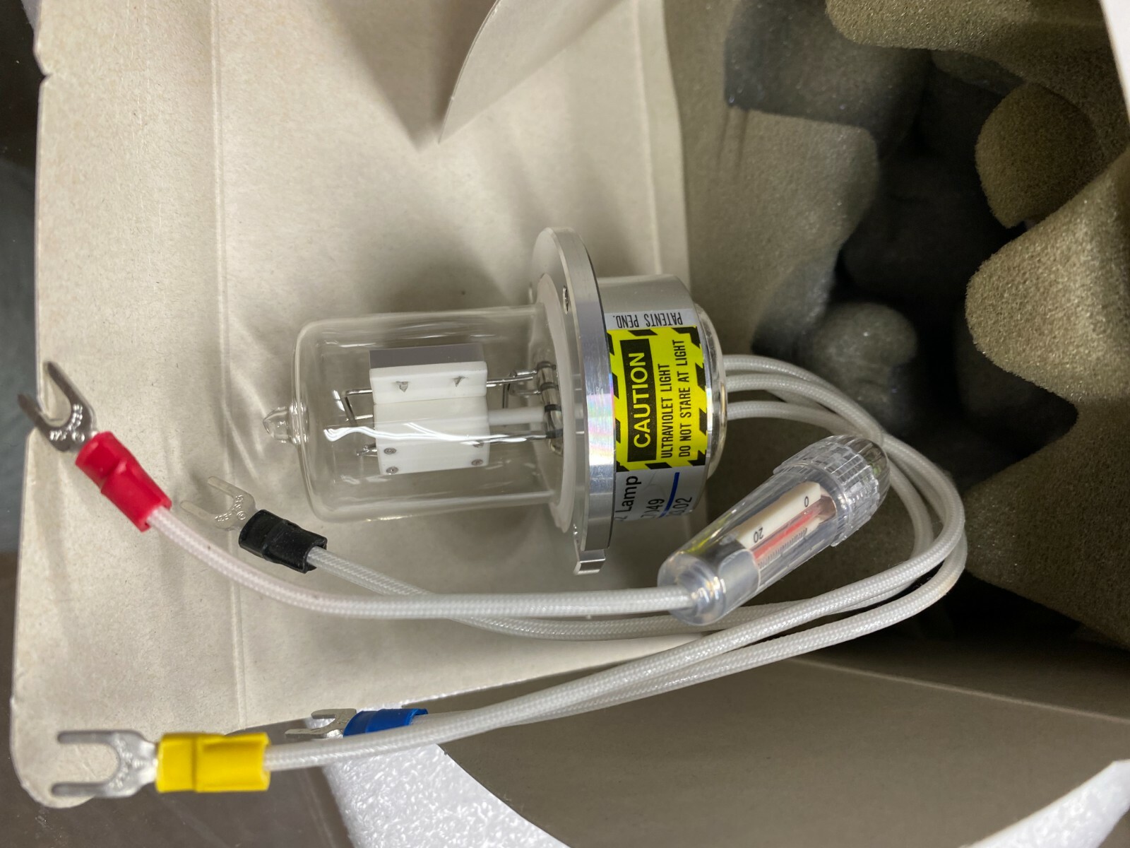 HAMAMATSU L7049 L2D2 DEUTERIUM LAMP | eBay