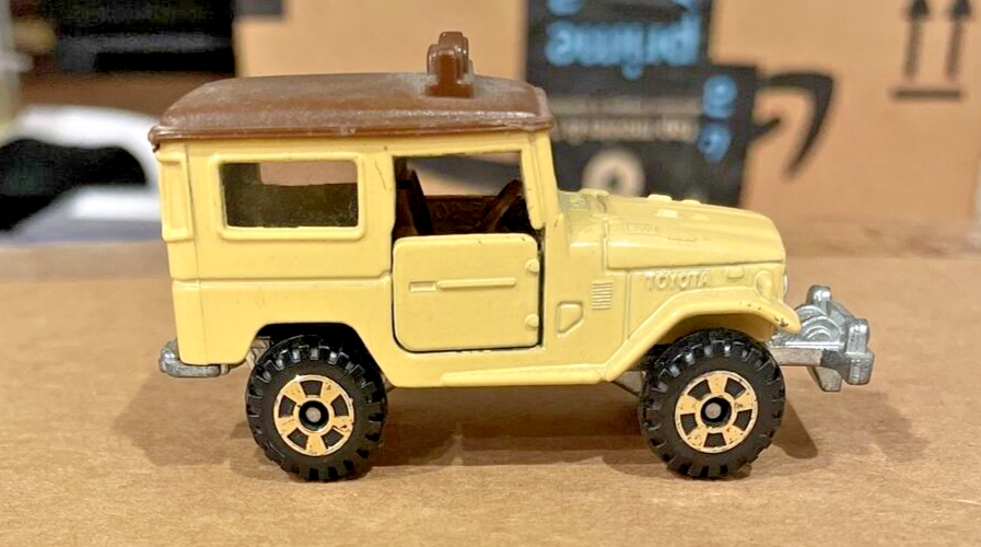 Tomica No.2 Toyota Land Cruiser Cream Color (Near Mint) 1:60 Scale | eBay