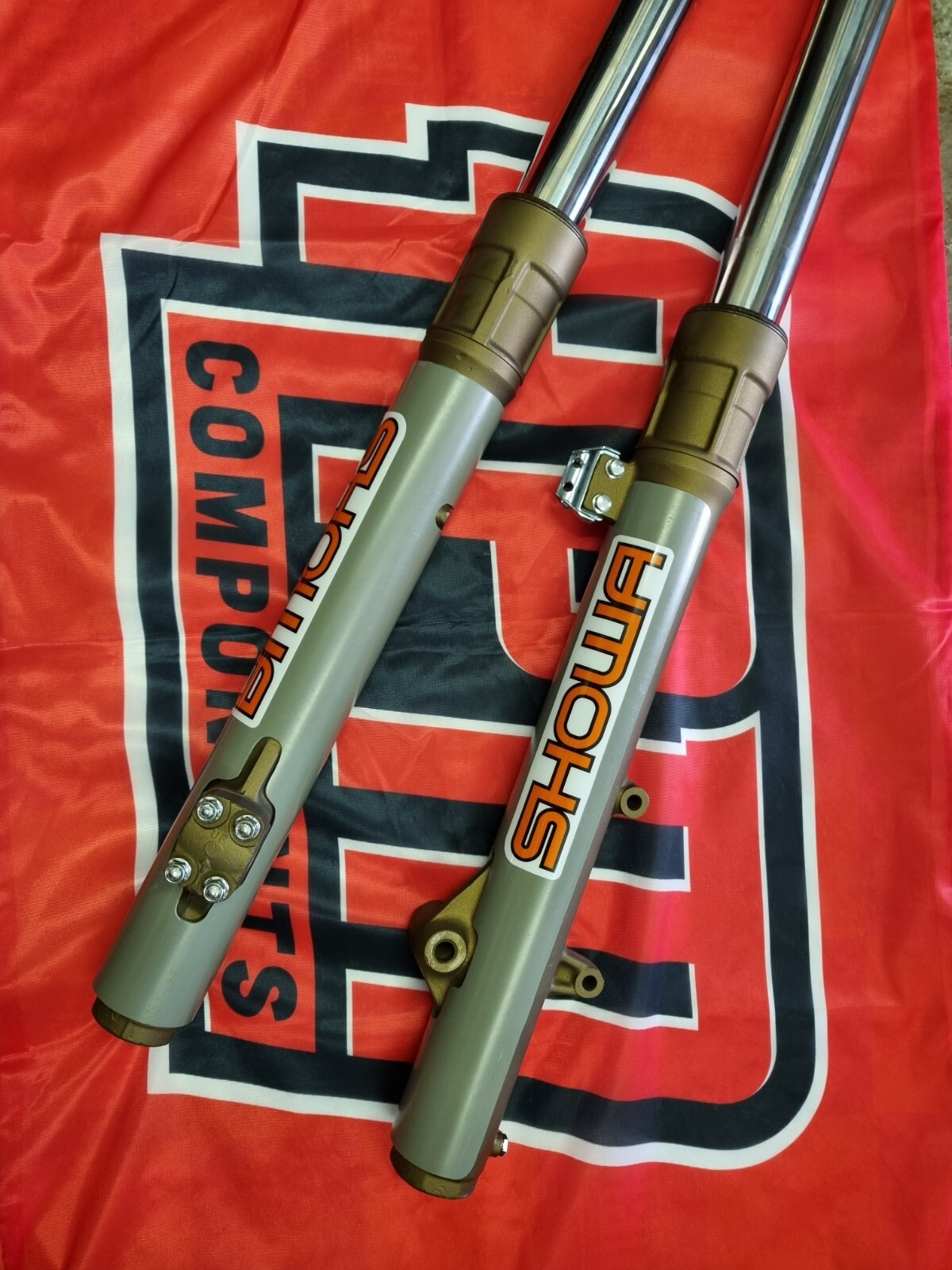 PLASTIC FORK PROTECTORS TO SUIT SHOWA 43mm CONVENTIONAL CARTRIDGE FORKS ...