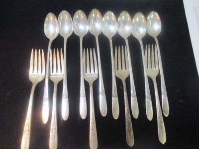 Vtg 19 PIECE LOT SILVERPLATE FLATWARE ` Nobility & Tudor Plate * w/ 4 ...