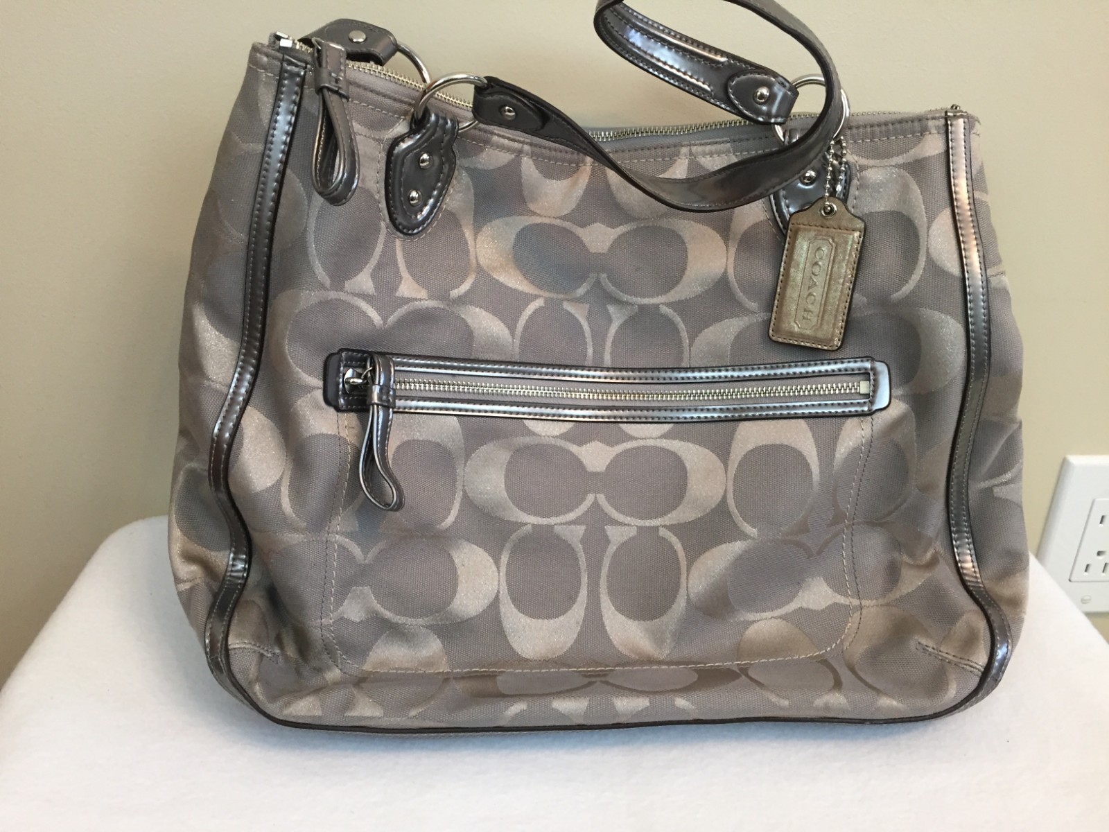 Sliver Coach J1220 22447 Handbags Large Teal Inside Monogram Purse ...