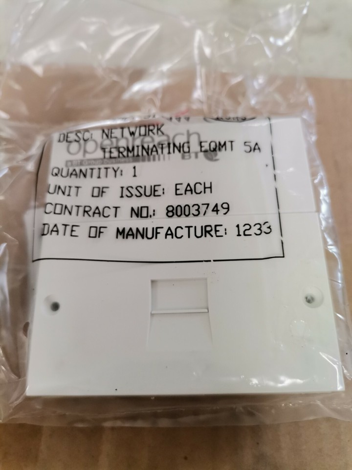 BT Openreach NTE5a Sockets - 314444 TELEPHONE MASTER Socket with back ...