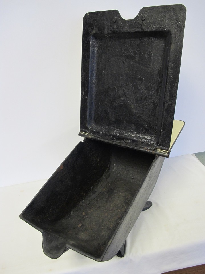 ANTIQUE CAST IRON COAL SCUTTLE BIN Box Porcelain HOD Fireside Fireplace ...