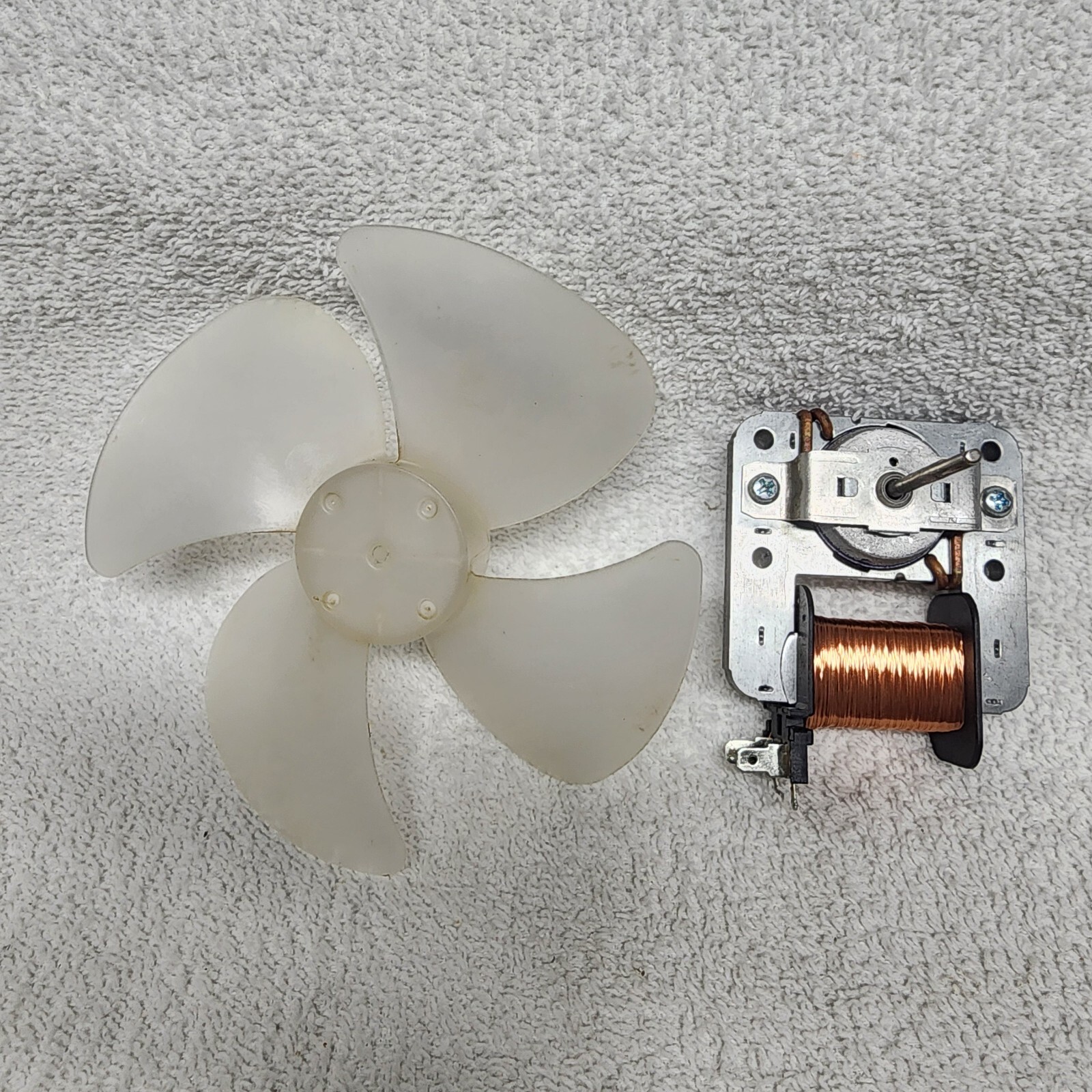 Frigidaire Microwave Cooling Fan Motor w/ Blade Part # 5304464118 ...