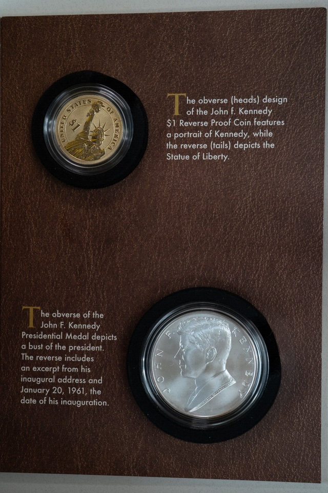2015 US Mint John F. Kennedy Coin & Chronicles Set with Box and COA! | eBay