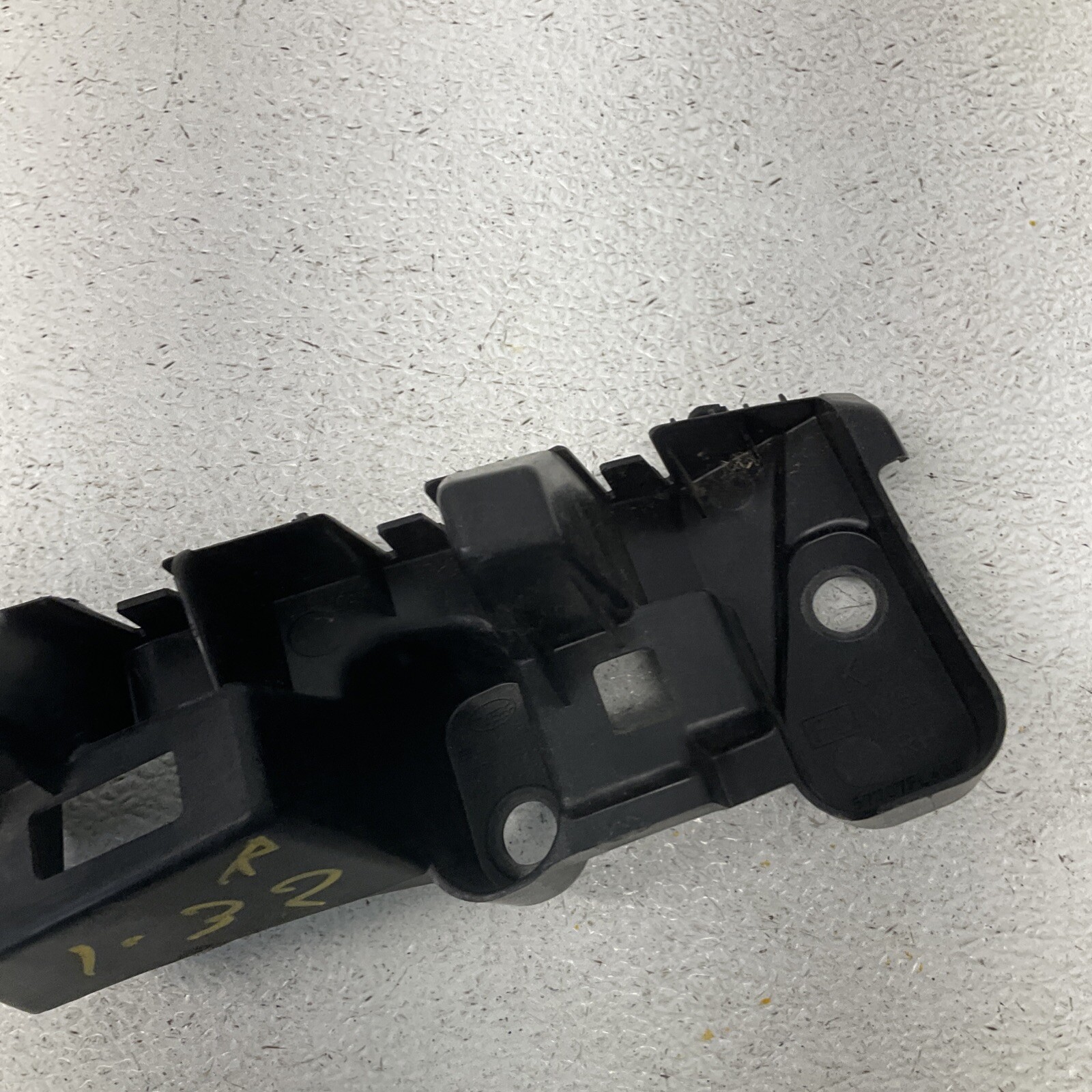 OEM NEW 18-21 Subaru Crosstrek Right Side Rear Bumper Corner Bracket ...