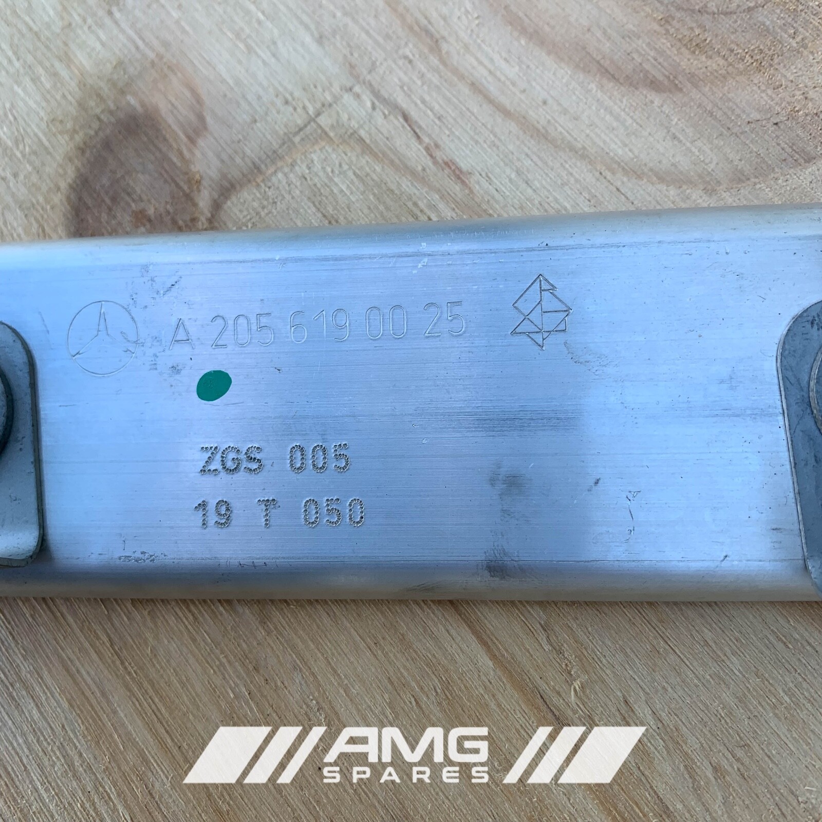 Genuine Mercedes OEM under floor stiffening support bracket mount ...