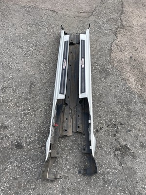 BMW Mini One/Cooper/S JCW Pair of Side Skirts (R56/R57/R58/R59) White ...